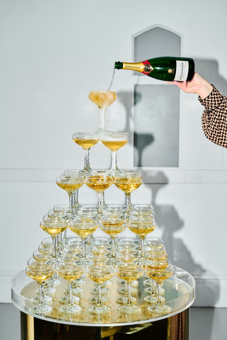 Easy Step-By-Step Guide To Build A Champagne Tower | Dan's Daily | Dan ...