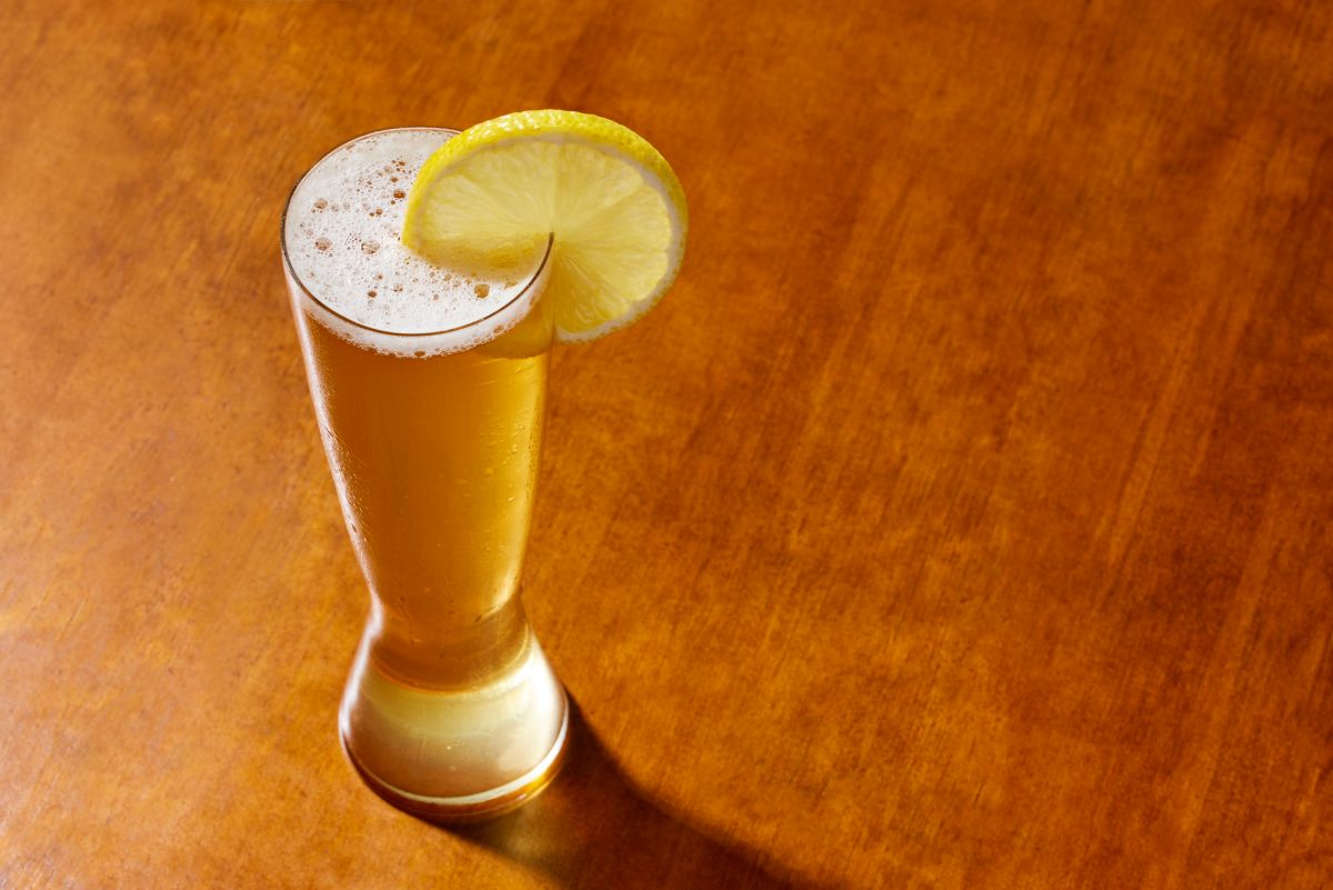 Classic Shandy Cocktail (Easy Recipe with Ingredients) - Dan’s Daily ...