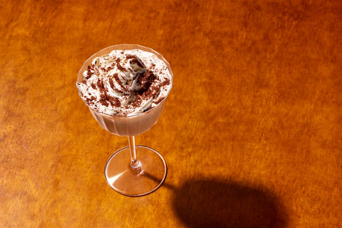 Tiramisu Martini Cocktail Recipe | How to make Tiramisu Martini - Dan’s ...