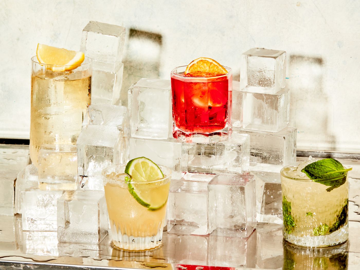 How to Choose the Right Ice for Your Cocktail? (Perfect Shape & Size ...