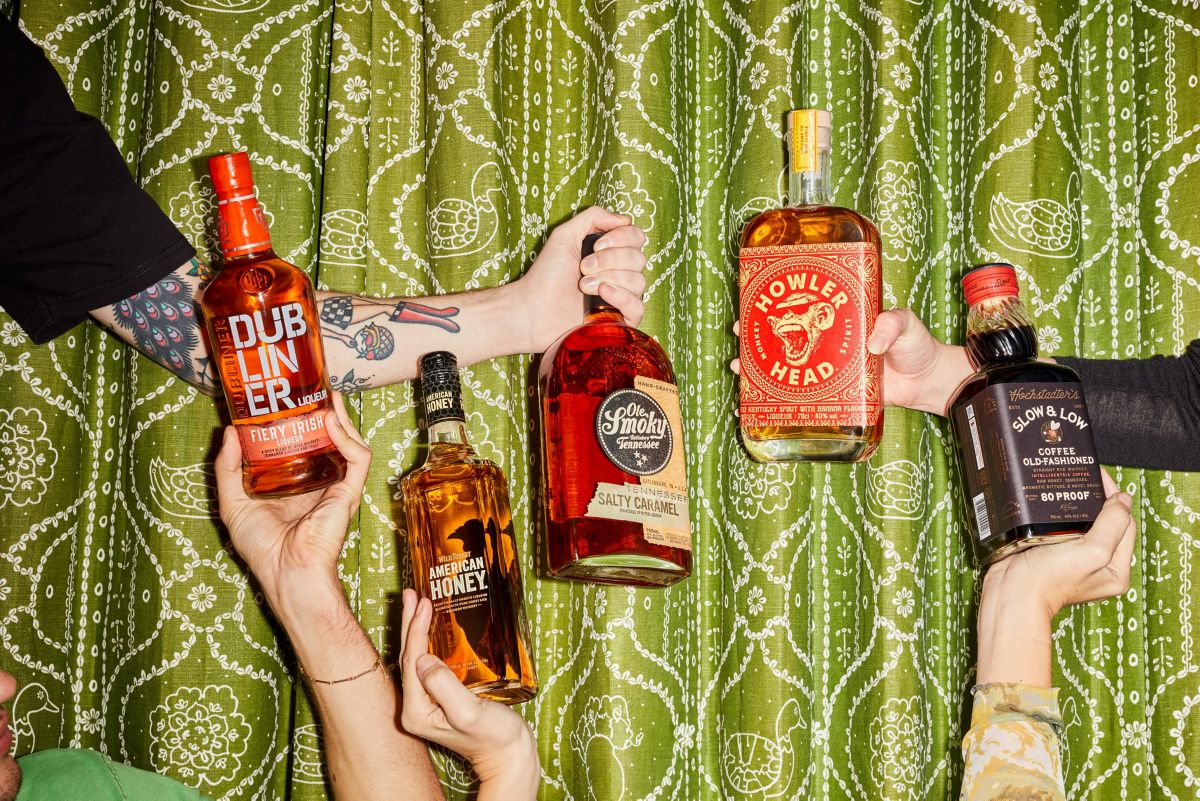 5 Best Flavored Whiskeys Liqueurs For Your Cocktails | Buy Flavored ...