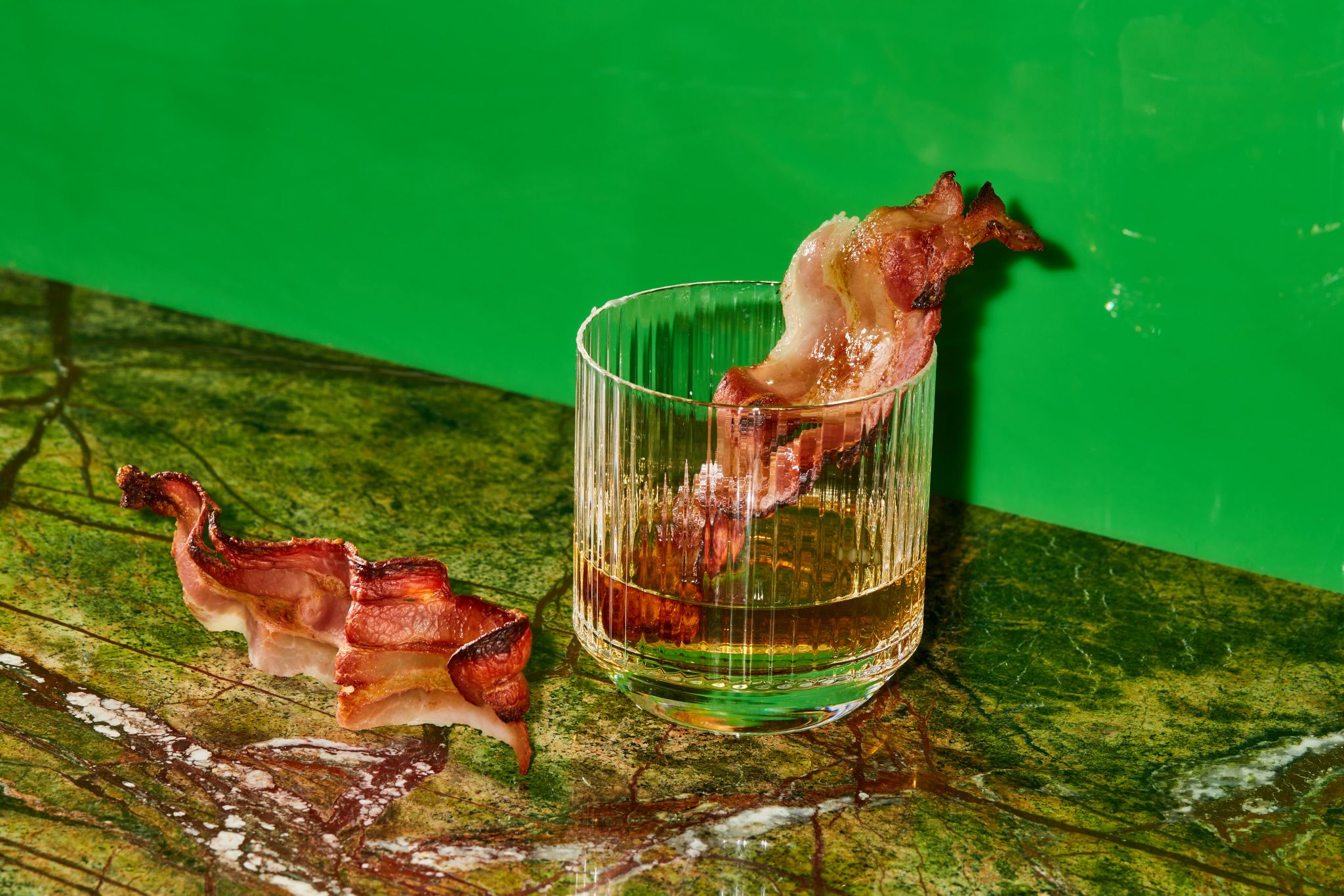 How to fat wash spirits for cocktails [step-by-step + tips] – Dan’s ...