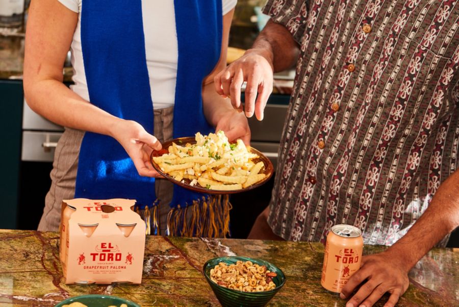 4 Easy Ways to Serve Food & Drinks on Grand Footy Final Day | Best ...