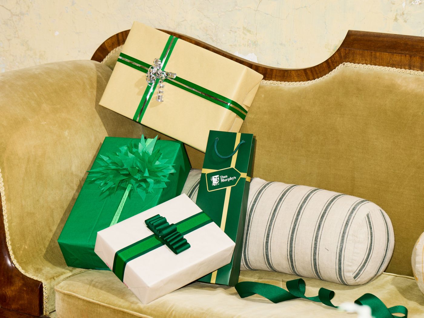 Best Affordable Alcoholic Drinks to Gift (Under $25 to $75 & Above ...