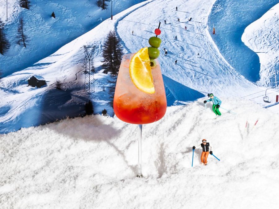 5 Best Après-Ski Cocktails You Can Mix at Home (Aperol Spritz, Mulled ...