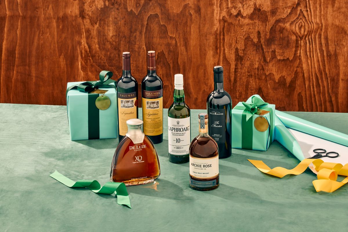 Best Alcoholic Drinks Christmas Gifts for Every Budget (2022) | Ideas ...