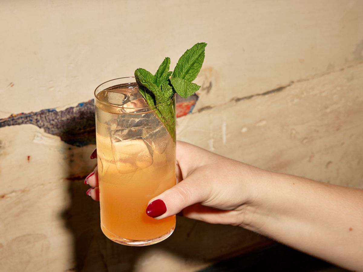 Easy Rickey Goes to Hollywood Cocktail Recipe by Emma Cookson (Simple ...