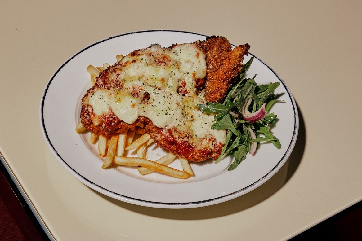 Best Venues to Try Chicken Parma in Australia (Sydney, Perth & More ...