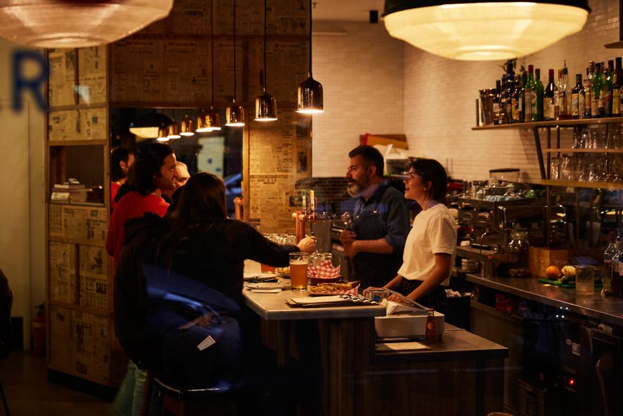 Sig Enzo: A Friendly Local Wine Bar in Melbourne (Italian Wines & Food ...