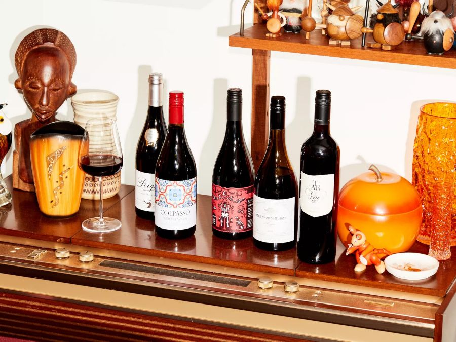 Sweet Wine Guide [Explained]: Learn All About Sweet vs Dry Wine, 10 ...